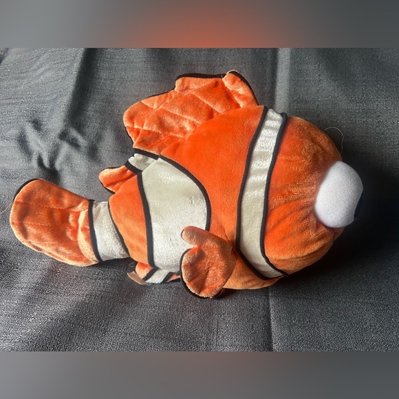 Disney | Toys | Disney Pixar Nemo Vibrant Orange And White Clownfish ...